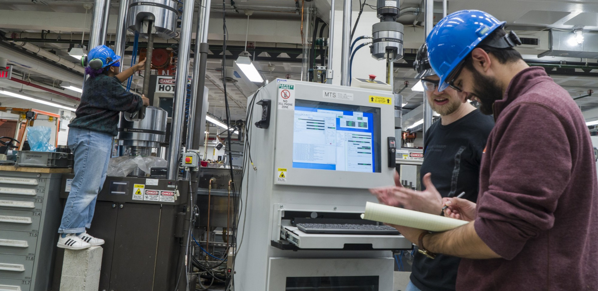 Teaching | Robert A. W. Carleton Strength of Materials Laboratory